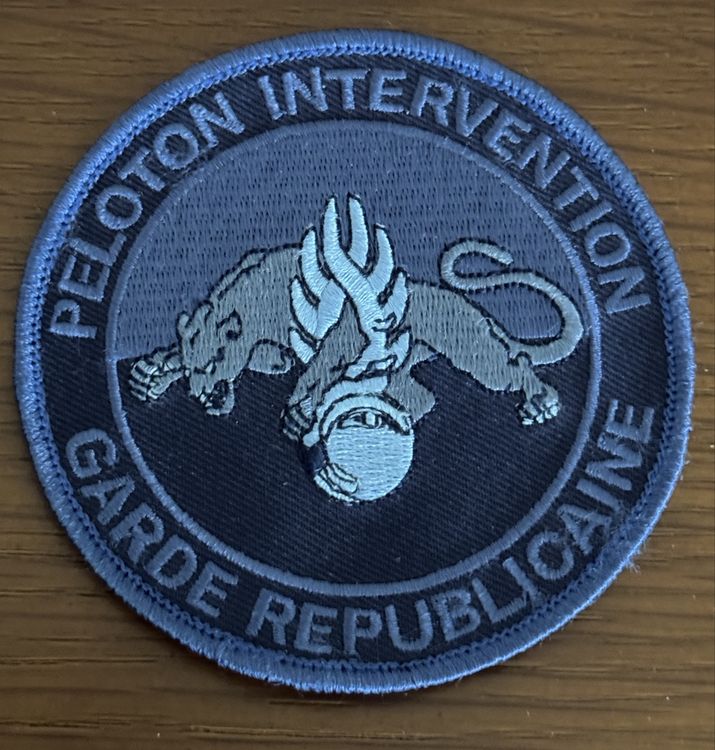 Badge - Garde Républicaine (Neuf avec emballage d'origine) à Genève ...