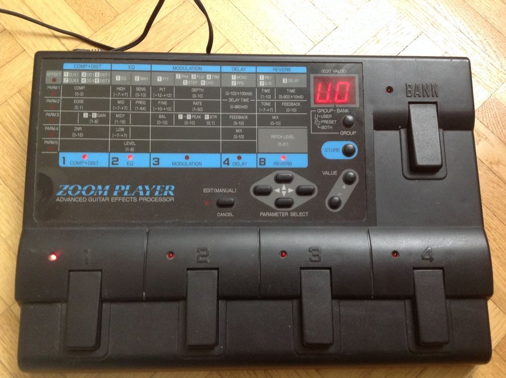 ZOOM 2020 multiefekt pedal (Gebraucht) in Lausanne für CHF 79 – mit ...
