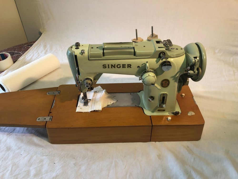 Machine a coudre singer (D'occasion) à Aïre pour CHF 40 – retrait ...
