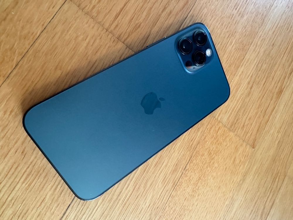 iPhone 12pro 256 gb (Gebraucht) in für CHF 370 – mit Lieferung auf ...