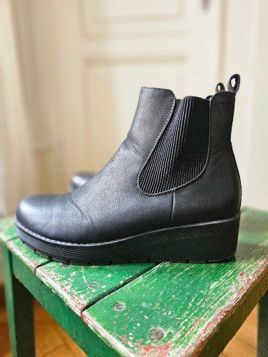 Schwarze Chelsea Boots Gr. 39 (Neu (gemäss Beschreibung)) in Ried-Brig ...