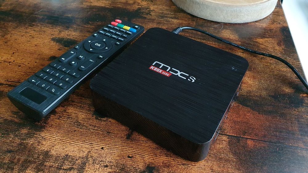 Android TV box MBOX (Gebraucht) in Cheseaux-sur-Lausanne für CHF 24 – mit Lieferung auf Ricardo ...