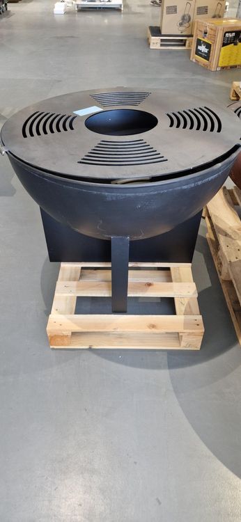 Occ. Mr. Grill Feuerschale Ø 82.5 cm mit Kreuzfuss & Grillri (Gebraucht ...