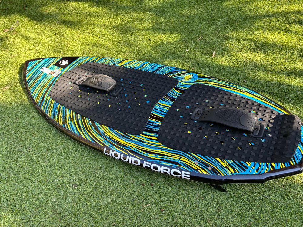 Liquid Force Primo 4.0 Kids Wakesurf Board (Gebraucht) in Luzern für ...