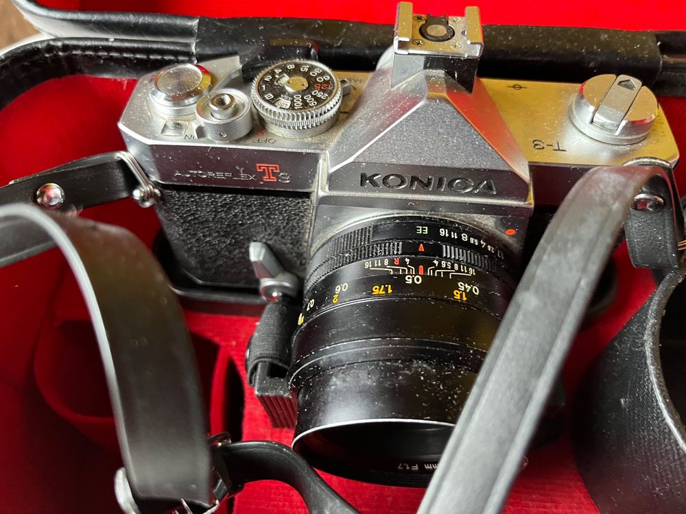 Konica Autoreflex T3 mit Tasche und Zubehör | Kaufen auf Ricardo