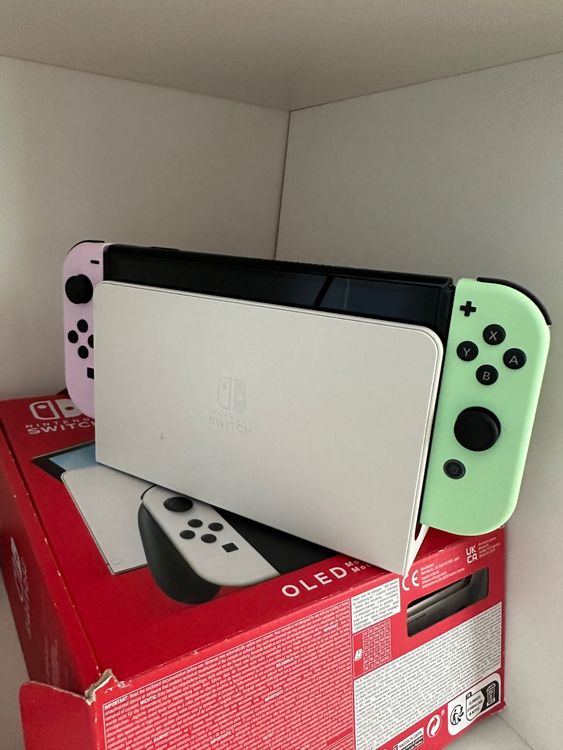 Nintendo Switch Oled + Mario Cart + extra Controller | Kaufen auf Ricardo