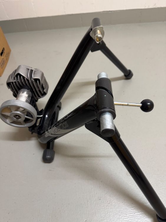 TREK CycleOps Indoor-Trainer Velo Fahrradrollen-Trainer (Gebraucht) in ...