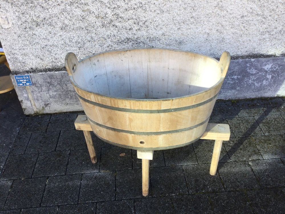 Alte grosse Holz Waschzaine oder Bottich Stande Zuber (Gebraucht) in ...