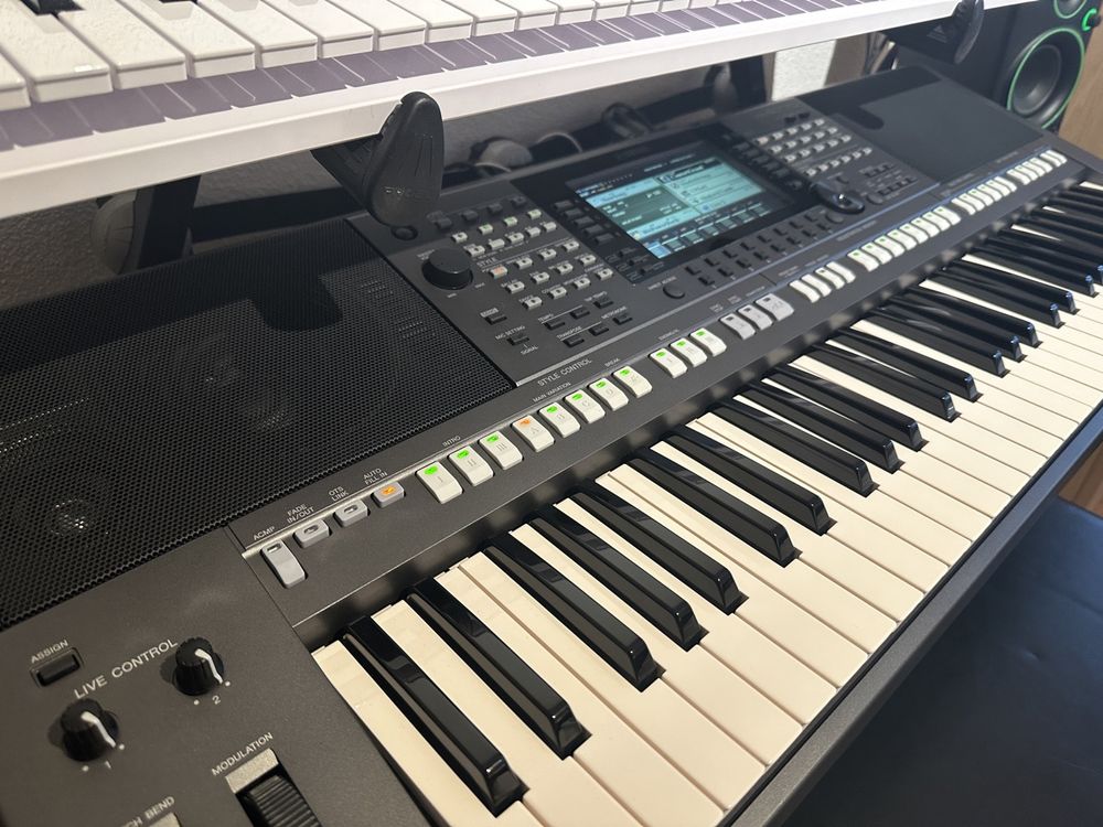 Yamaha PSR 770 Koplettset (Gebraucht) in für CHF 375 – nur Abholung auf ...