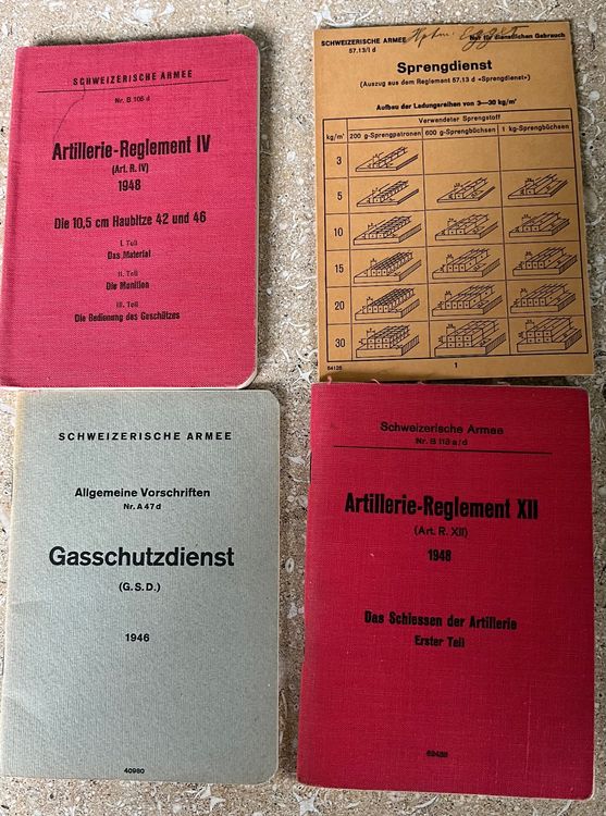 4 Reglemente CH Armee Artillerie Gasschutz Sprengdienst 46 (Gebraucht ...