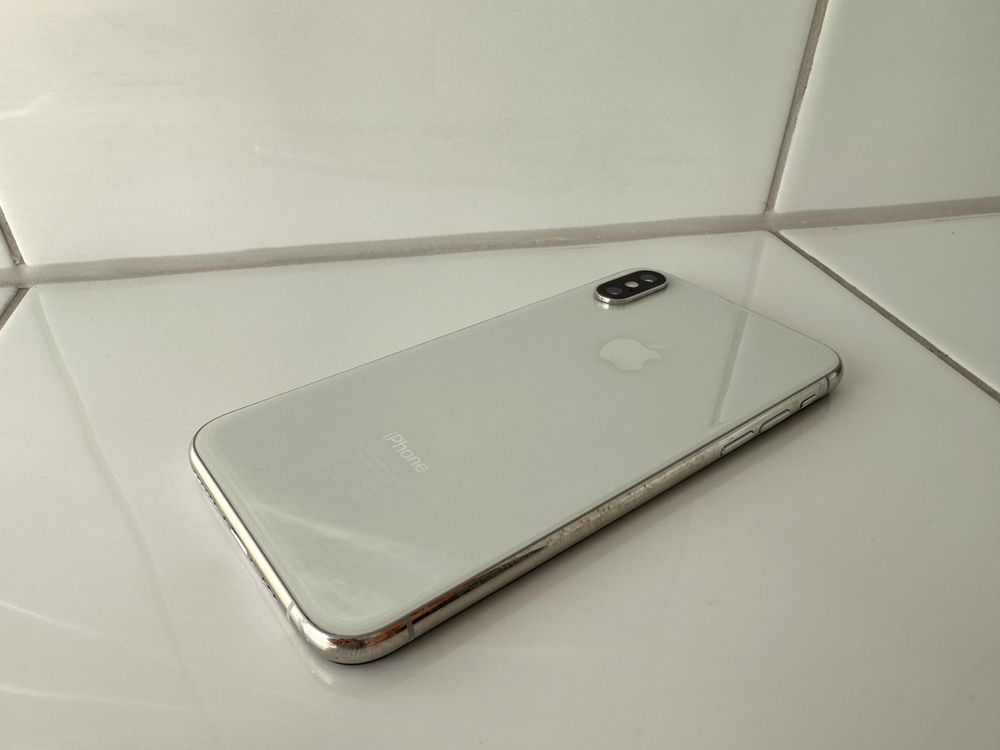 iPhone XS 64GB Silver | Kaufen auf Ricardo