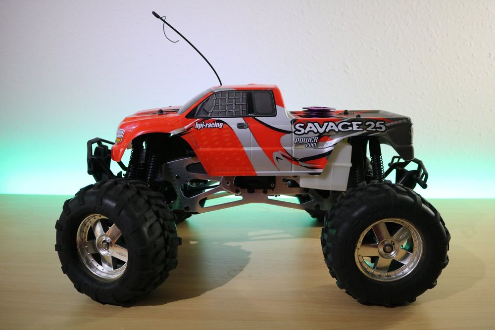 HPI Savage 25 1:8 Monster Truck Auto ferngesteuert Benziner (Gebraucht) in Rickenbach b. Wil für ...