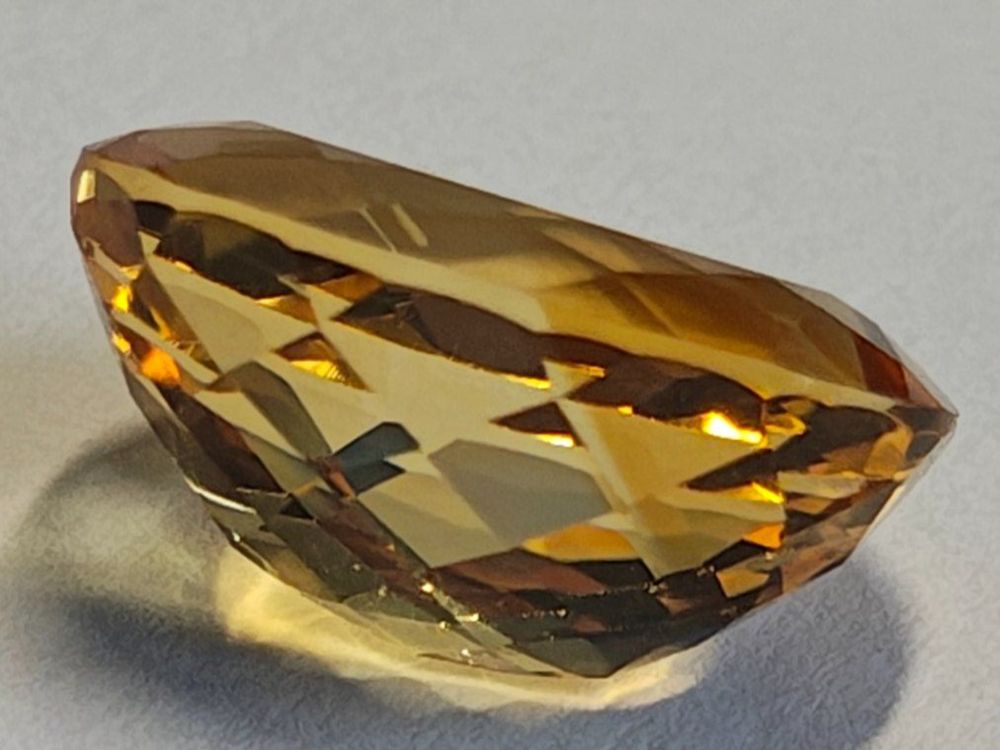Citrine AAA ovale 16 x 12 mm / 9.90 cts (Neu (gemäss Beschreibung)) in ...