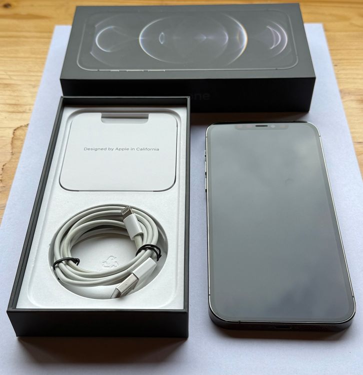 iPhone 12 Pro, Graphite, 256 GB *inkl. orig. Verpackung* (Gebraucht) in ...
