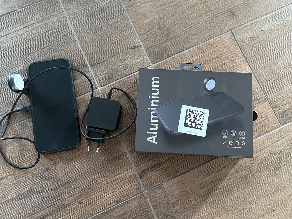Zens 3 in 1 wireless charger mit Garantie (Gebraucht) in Sarmenstorf ...