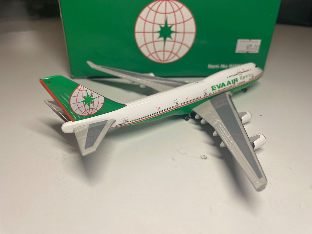 Boeing 747-400 EVA AIR Metallmodell 1/400 (Neu und originalverpackt) in ...