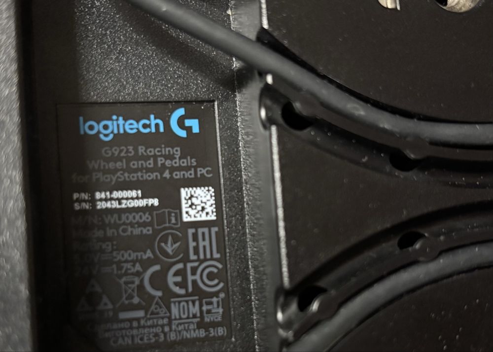 Logitech G923 Racing Wheels & Pedals (Gebraucht) in Pfäffikon ZH für ...