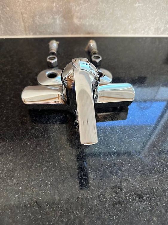 KWC Domo Aufputz Duscharmatur - top Zustand (Gebraucht) in Seengen für CHF 35 – nur Abholung auf ...