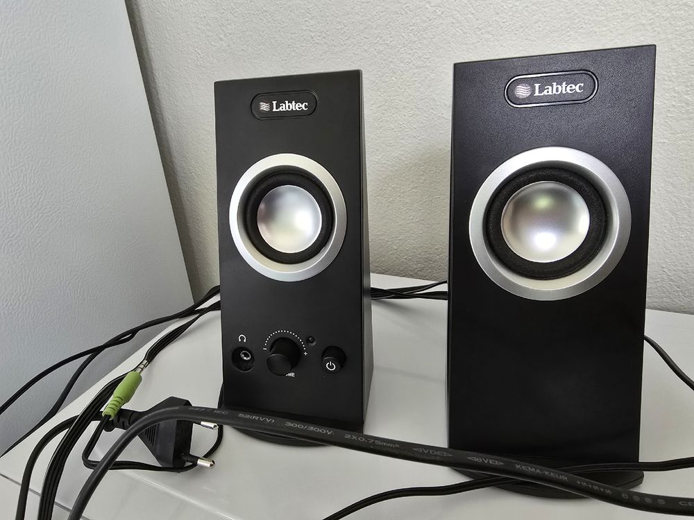 Labtec Multimedia Speaker M/N: S-0189B Spin 95 (Neu (gemäss ...