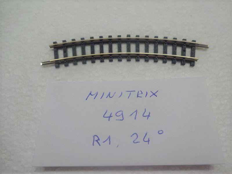 MINITRIX 4914 - Rail courbe R1 - 24° (Gebraucht) in Hauterive NE für ...