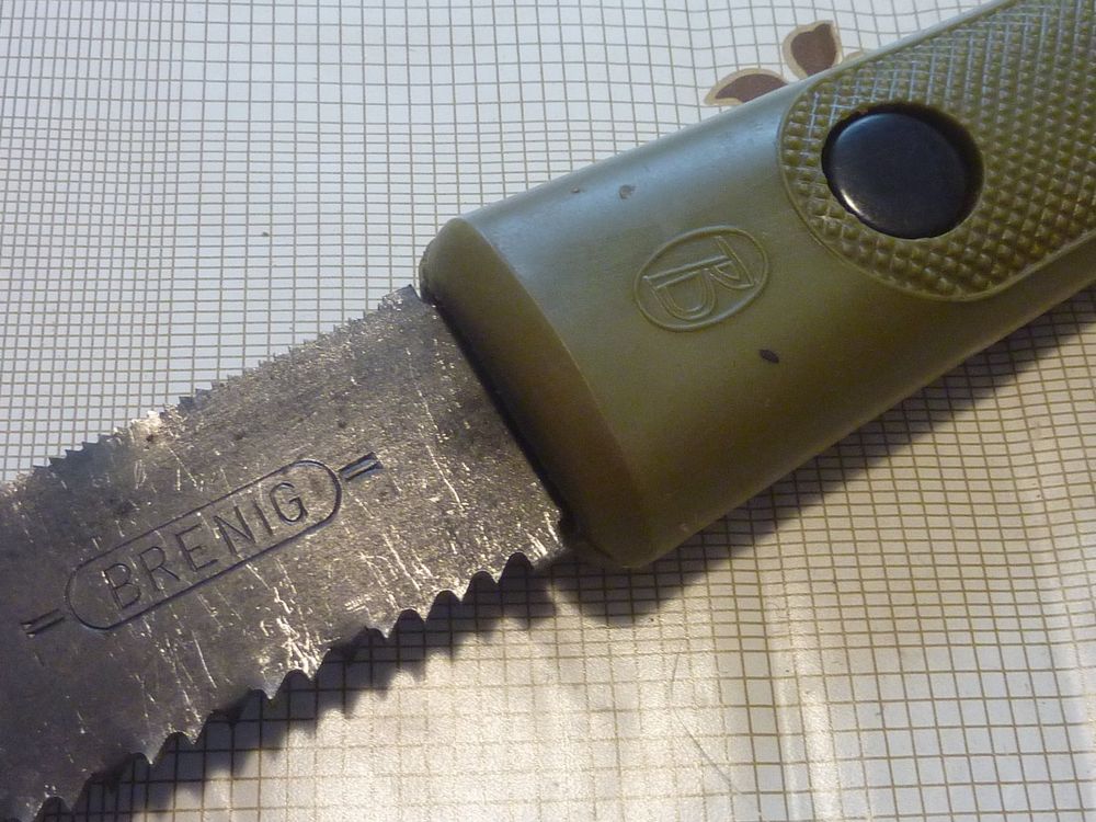 Schweiz Armee Beil Säge Pickel Schanzwerkzeug BRENING (Gebraucht) in ...