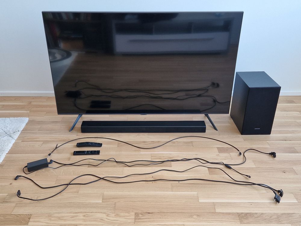 Smart TV 55 Zoll 4K HD mit Soundbar und Subwoofer (Gebraucht) in ...