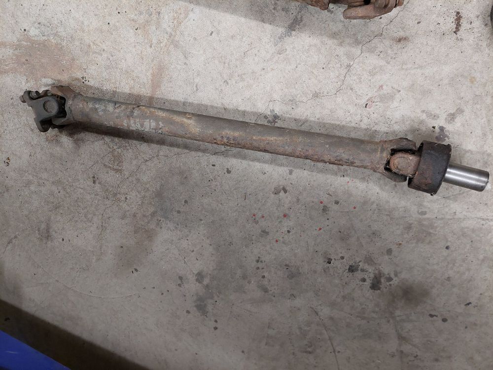 Antriebswelle vorne Mitsubishi Pajero 1 2.5TD | Kaufen auf Ricardo