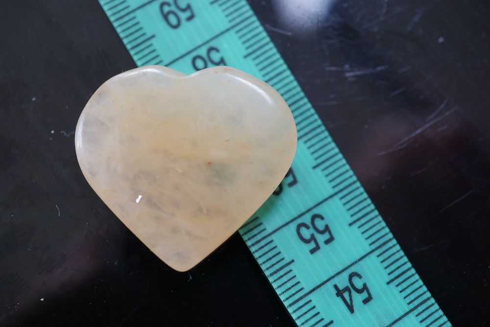 Calcit Gelb Herz Bauchig Heilstein ab 1.- TOPSTONE (Neu und originalverpackt) in Eschenbach SG ...