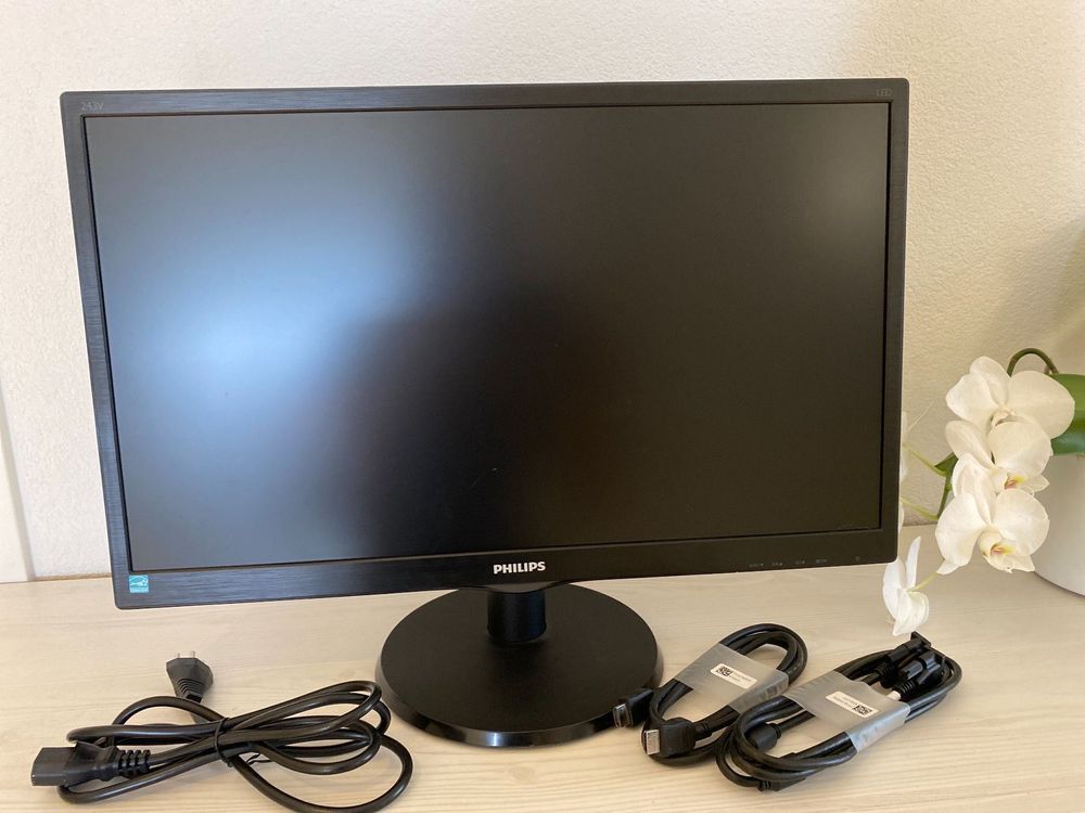 Philips Monitor pc 243v (Gebraucht) in Einsiedeln für CHF 66 – nur ...