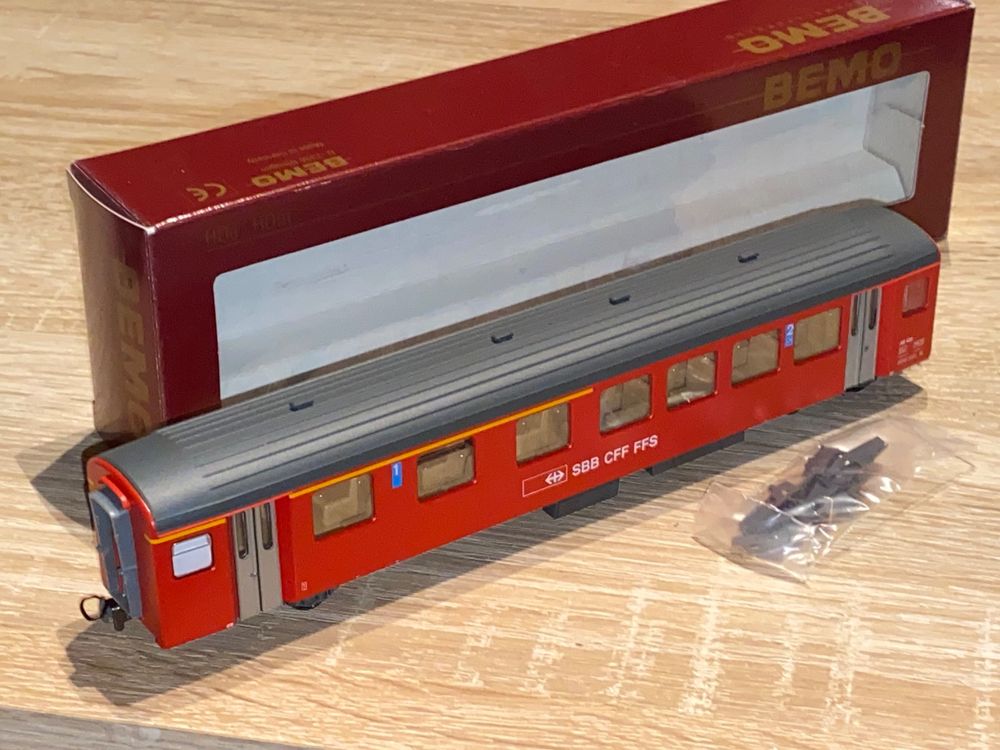 AEMA 101194-19 H0m Bemo SBB Brünig 1/2Kl Wagen AB 409 Portof (Neu und originalverpackt) in Belp ...