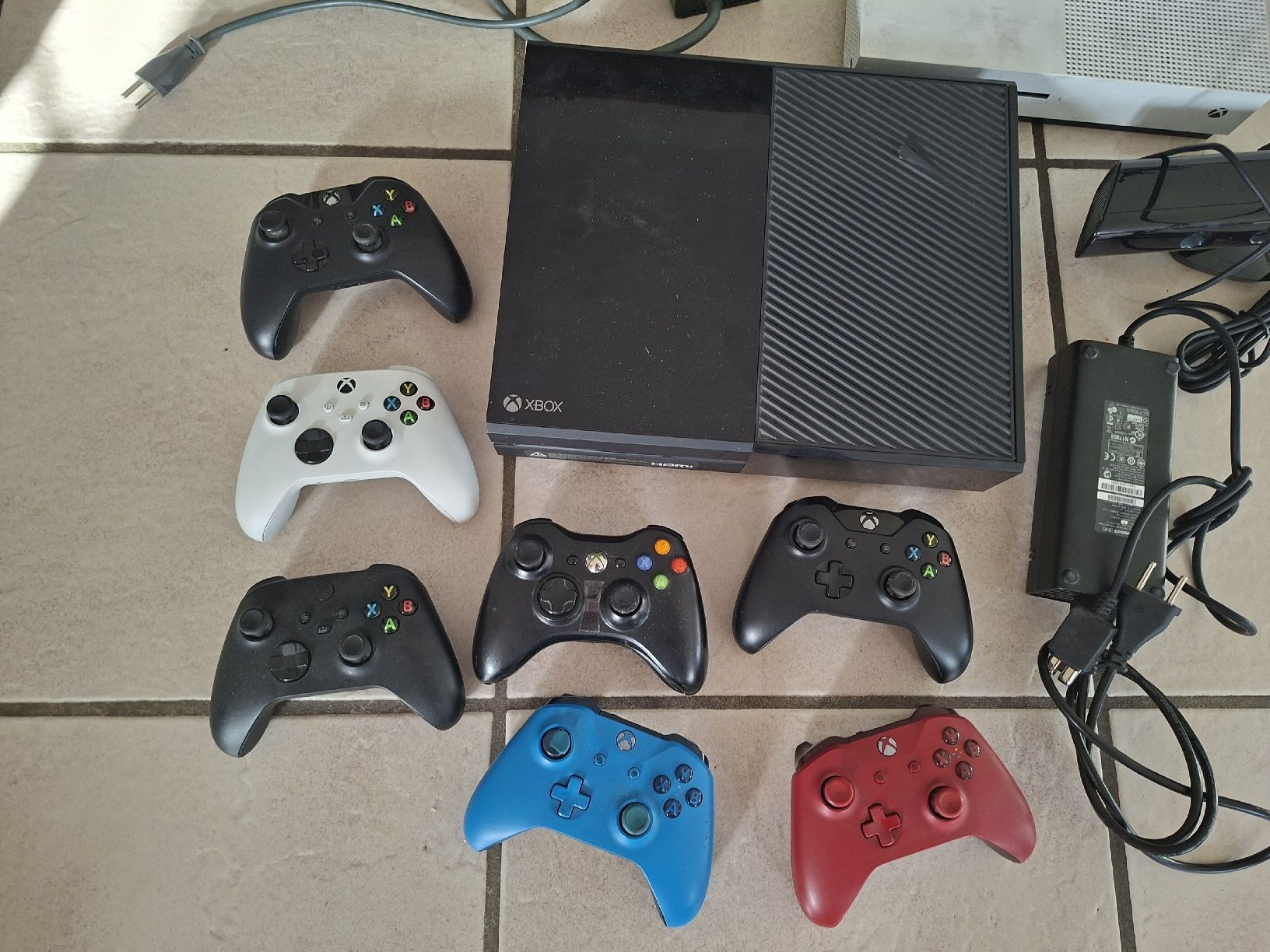 Xbox Konsolen & Controller (Gebraucht) in Büren zum Hof für CHF 67 ...