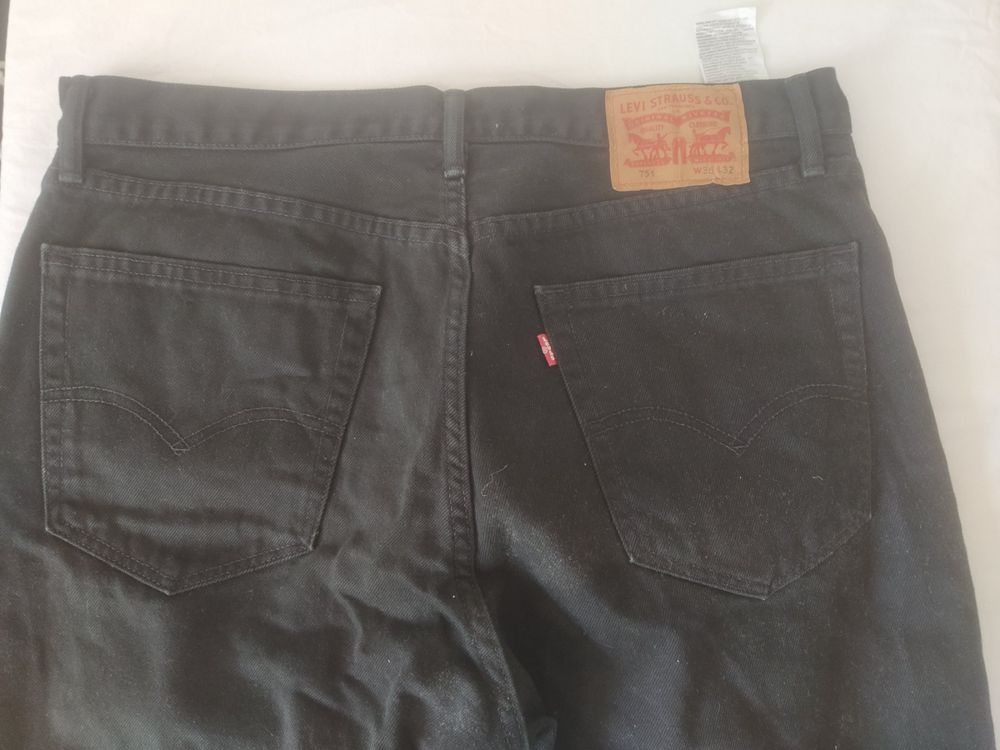 Levis 751 w36 L32 (Gebraucht) in Zürich für CHF 6 – mit Lieferung auf Ricardo kaufen
