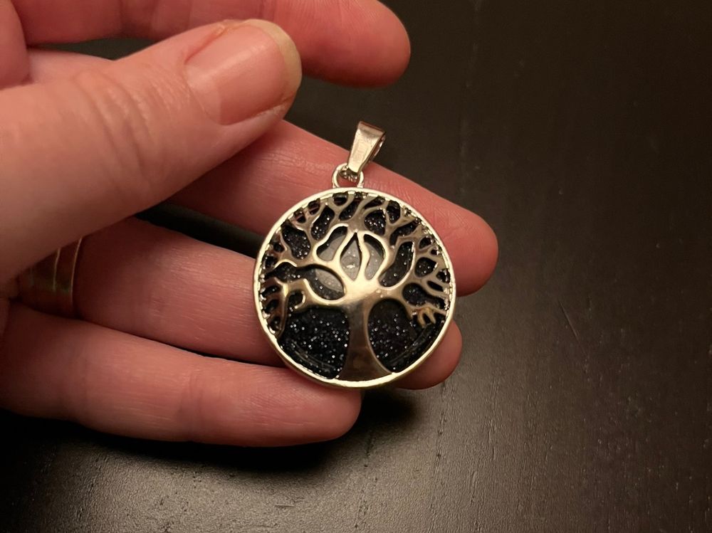 Amulett/Anhänger Baum des Lebens (Naturstein) (Neu (gemäss Beschreibung)) in Gams für CHF 6 ...