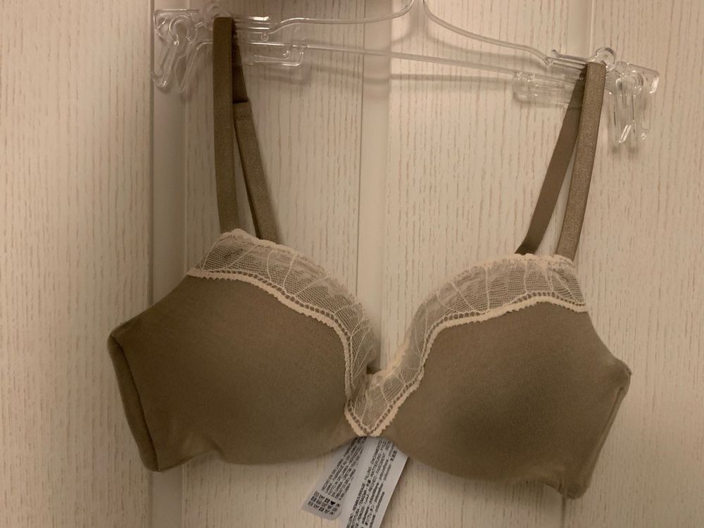 Soutient-gorge Oysho bonnet 85A (Neu (gemäss Beschreibung)) in Onex für ...