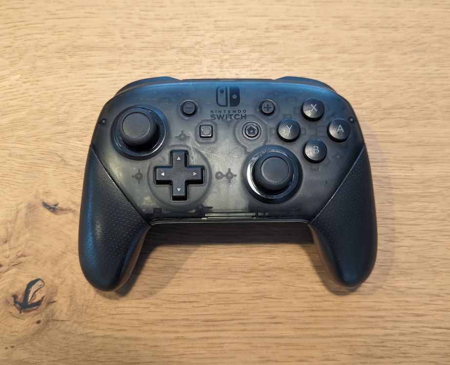 Nintendo Switch Pro Controller (Gebraucht) in Oftringen für CHF 33 ...