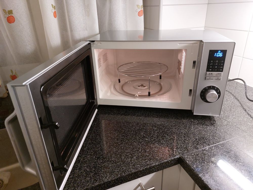 Sharp Mikrowelle R644 | Kaufen auf Ricardo