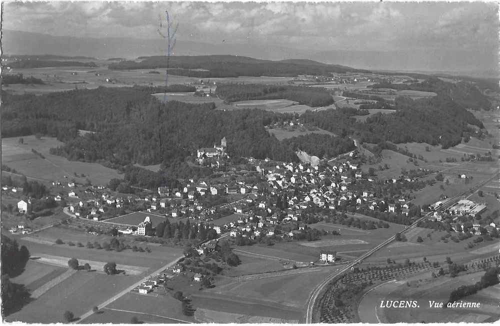 Lucens vue aérienne 1960 | Kaufen auf Ricardo