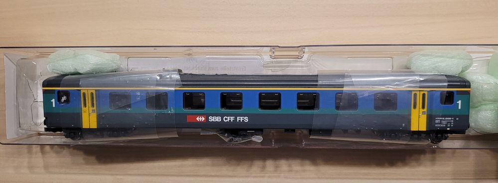 Roco 74565 SBB EW II 1.Klasse Personenwagen "Papagei" (Neu (gemäss Beschreibung)) in Bremgarten ...