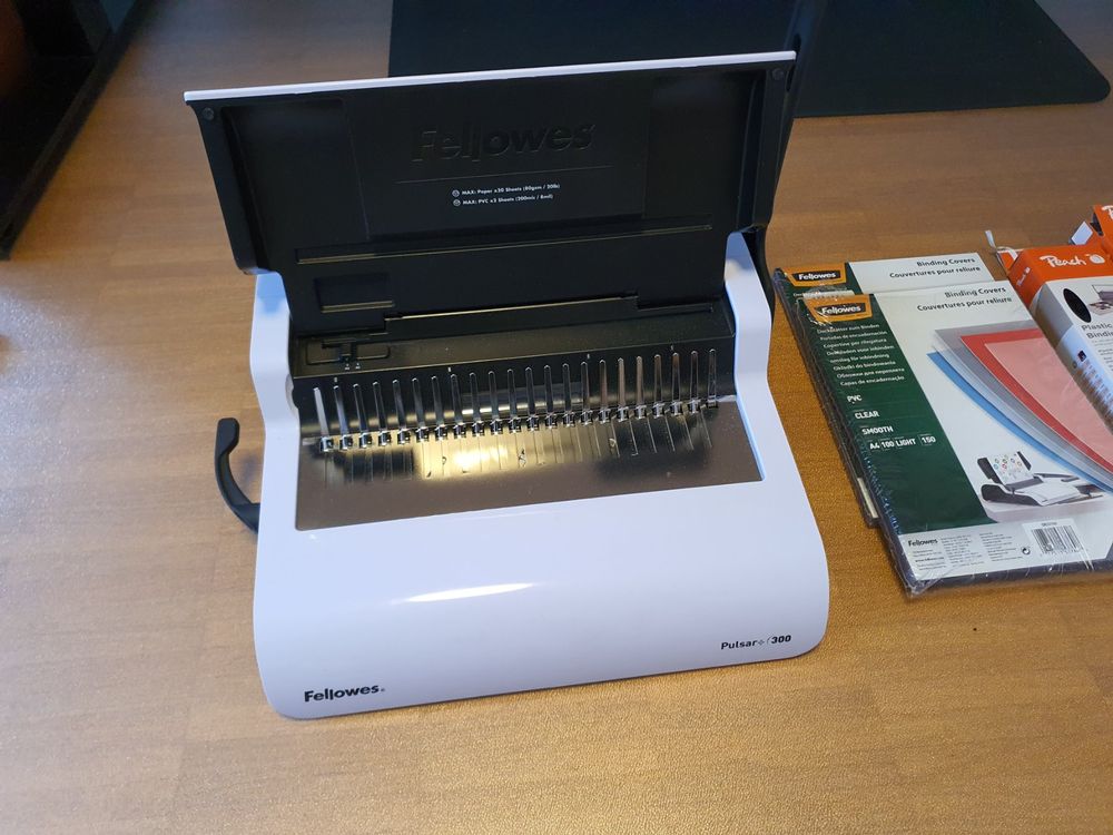 Fellowes Pulsar+ 300 Bindemaschine mit viel Zubehör (Gebraucht) in ...