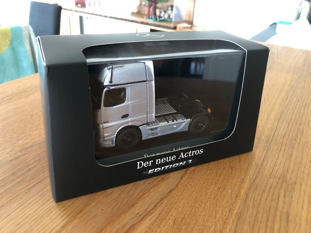 Modell Actros Edition 1 NZG 1:50 (Neu (gemäss Beschreibung)) in Buochs ...