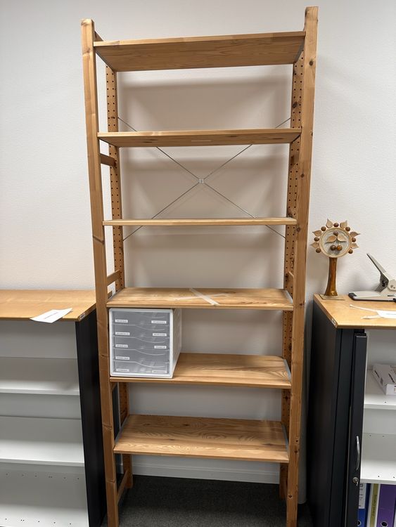 Verwunderlich Ikea Regal Massivholz Bild