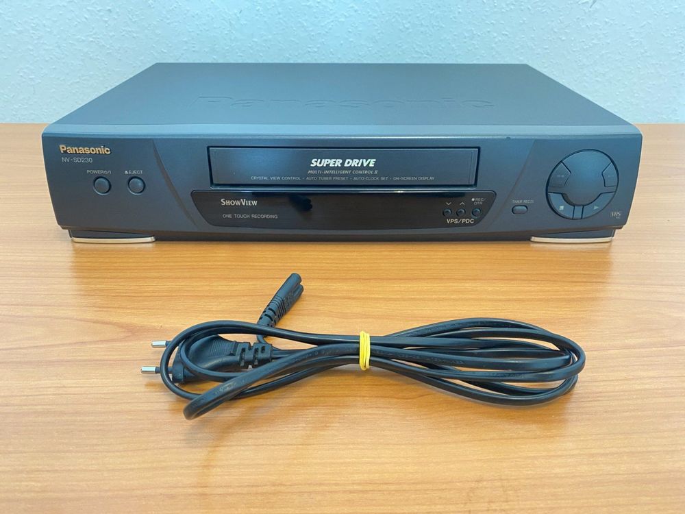 Panasonic Super Drive (VHS Player/Rec.) | Kaufen auf Ricardo