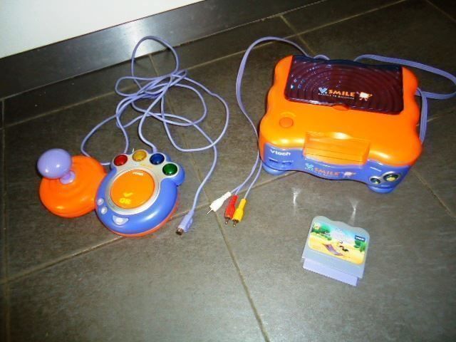 VTech Console éducative V.Smile + jeu (Gebraucht) in Lausanne für CHF ...