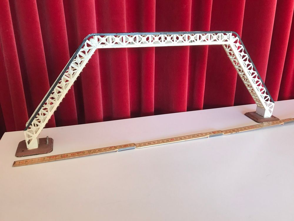 Passarelle Übergangssteg Brücke Blecheisenbahn Märklin (Gebraucht) in ...