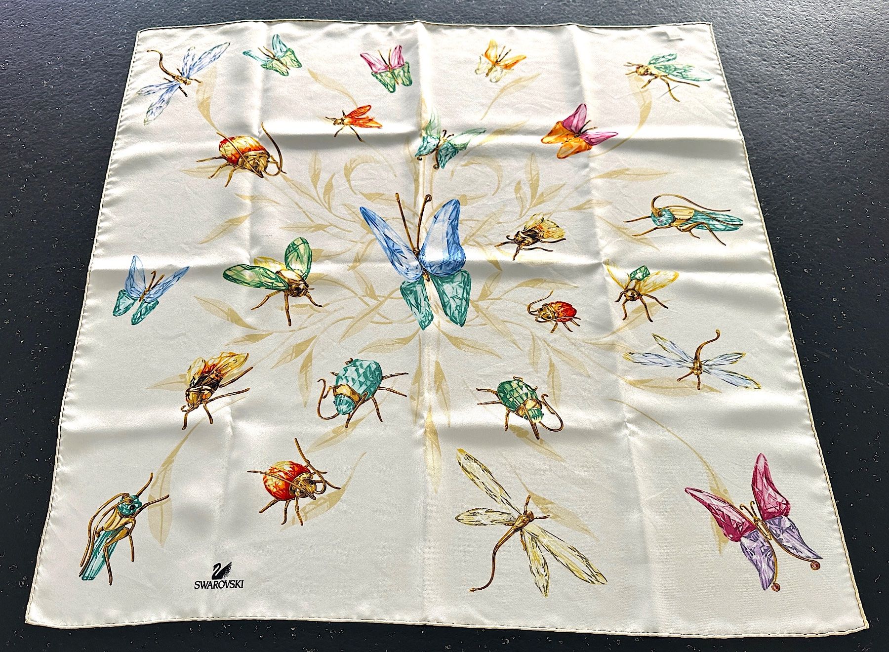 🦋 🐞 Swarovski Foulard aus reiner Seide 🪲 🐝 (Neu (gemäss Beschreibung ...