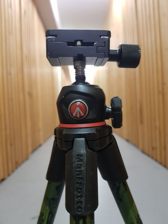 Manfrotto ultra light tripod with arca mount (Gebraucht) in Bern für ...