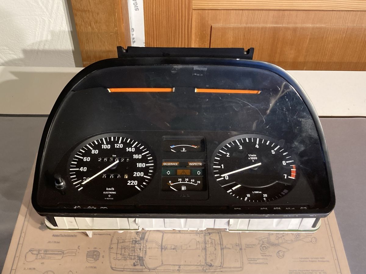 Bmw E28 Bmw E23 Bmw E24 Tacho revidiert (Gebraucht) in Dierikon für CHF 400 – mit Lieferung auf ...
