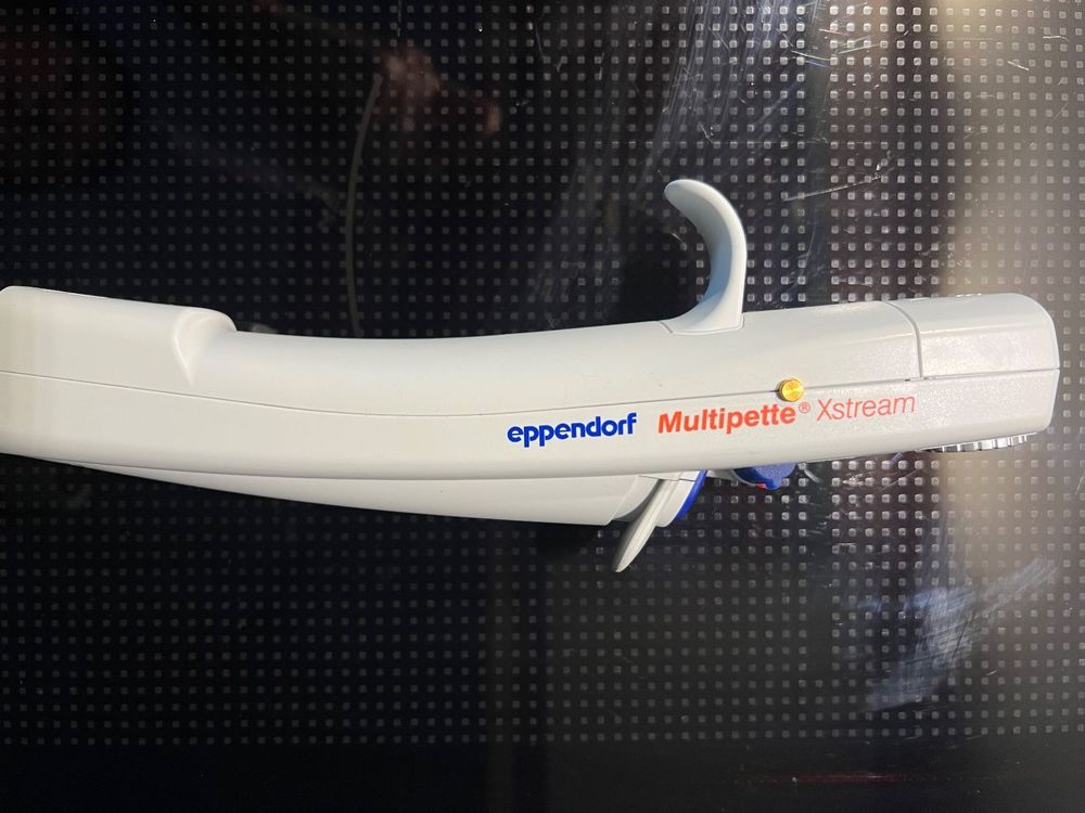 Eppendorf Multipipette Xstream (Gebraucht) in Zollikerberg für CHF 50 ...