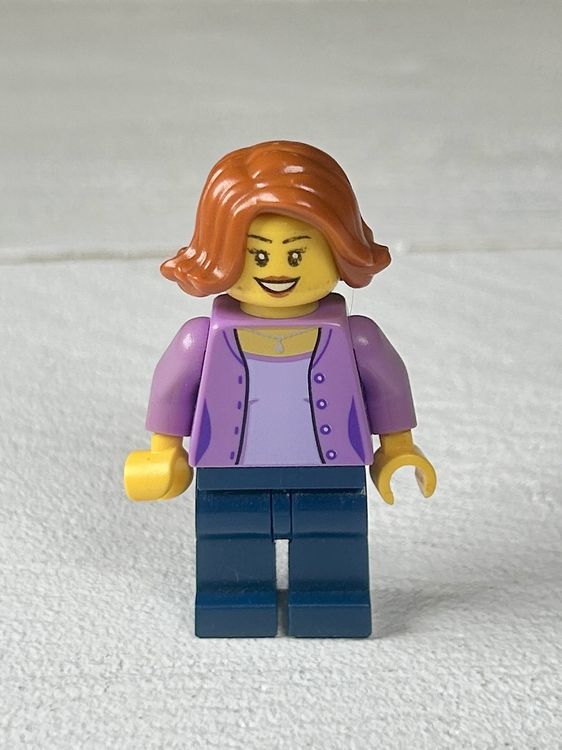 Lego City Minifigur - Caravan Mom (Neu (gemäss Beschreibung)) in ...