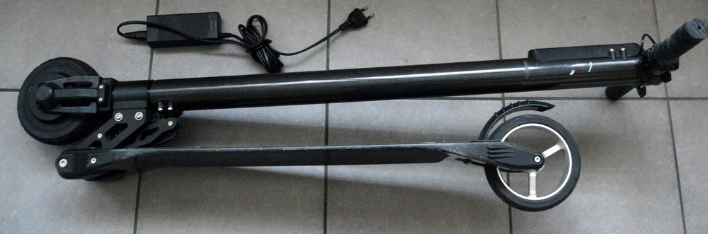 Elektroroller Landglider Carbon e-Scooter R50 trottinette (Defekt) in ...